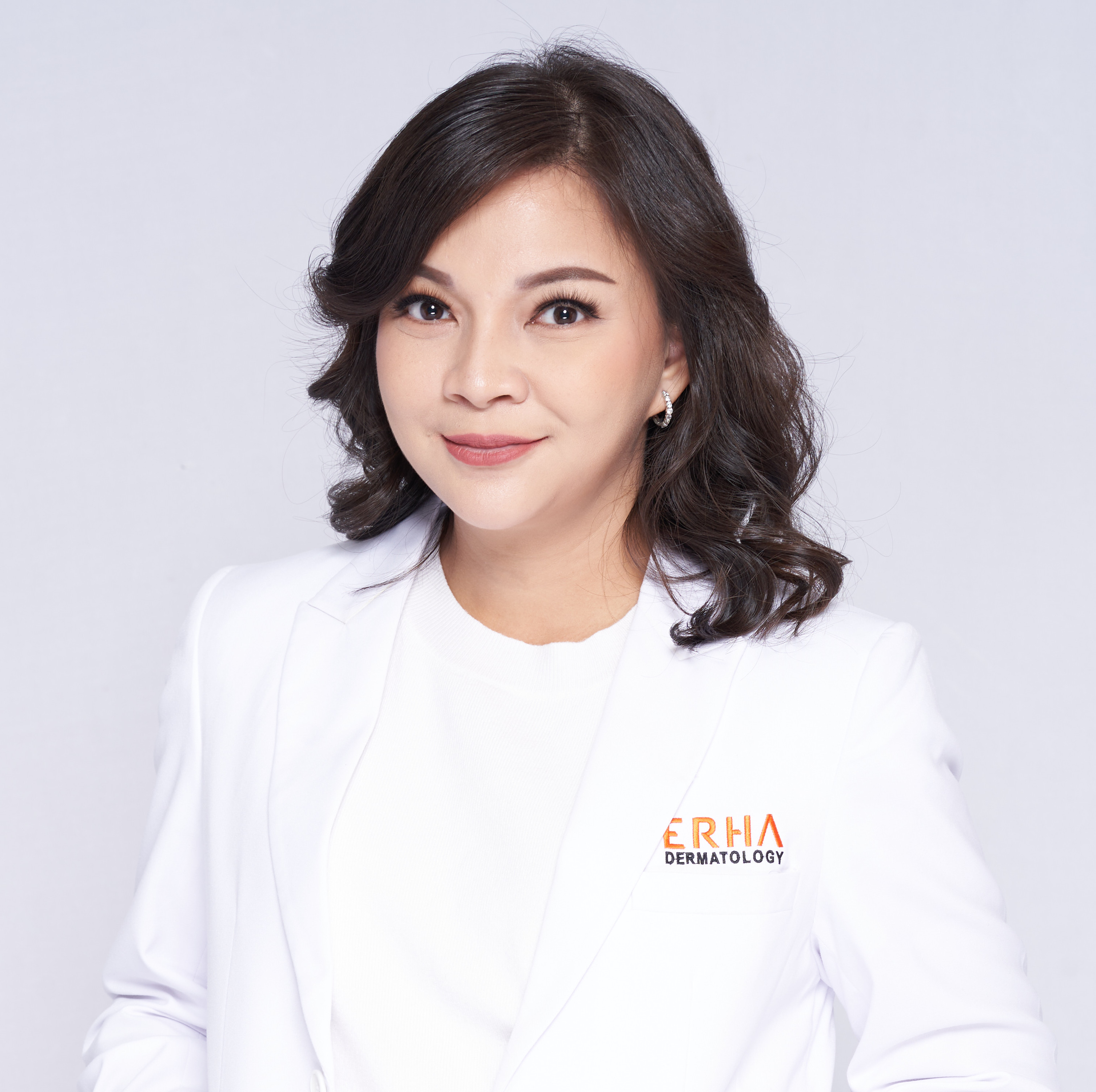 dr. Mariani Veronica Lasut, Sp.DVE