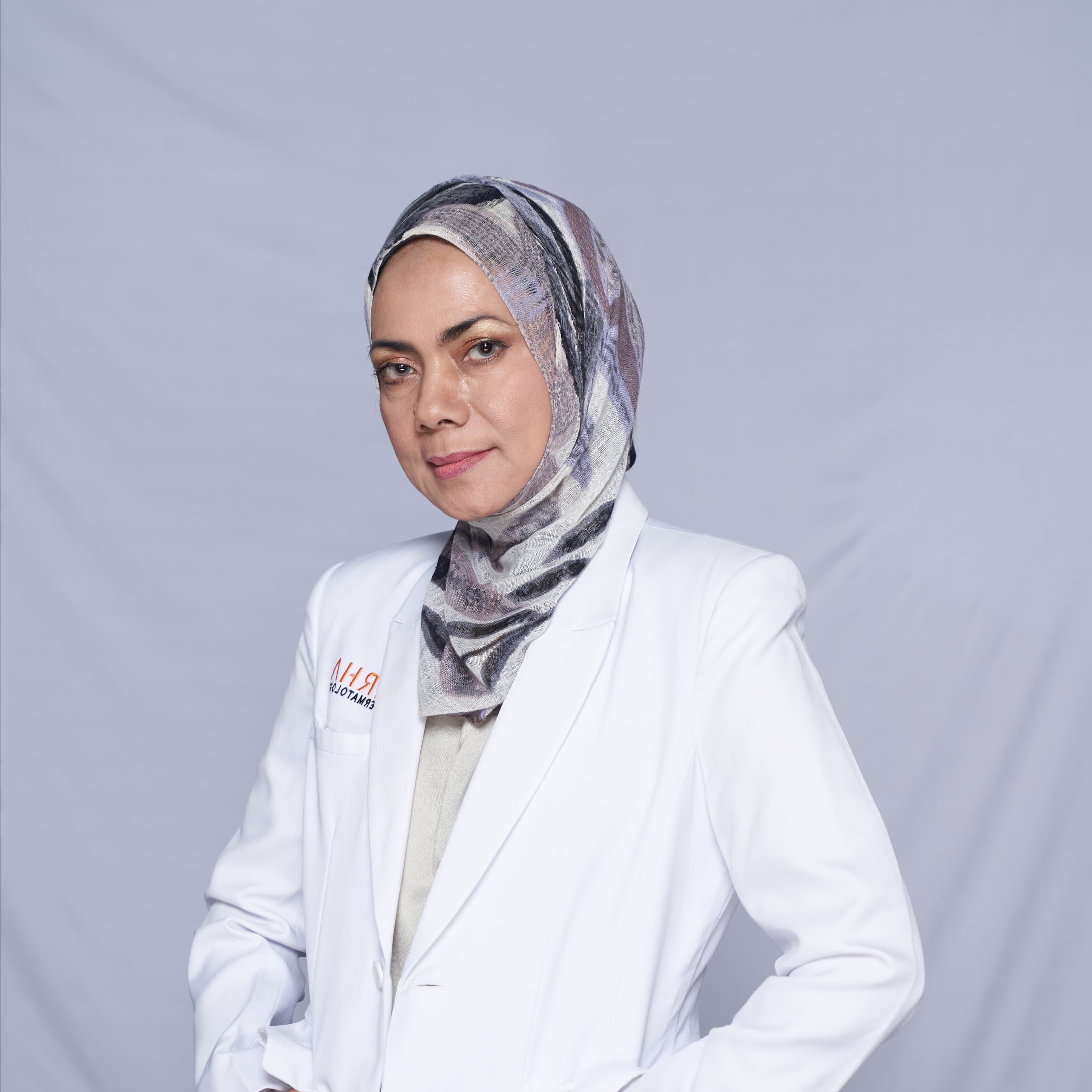 dr. Djamilah, Sp.DVE