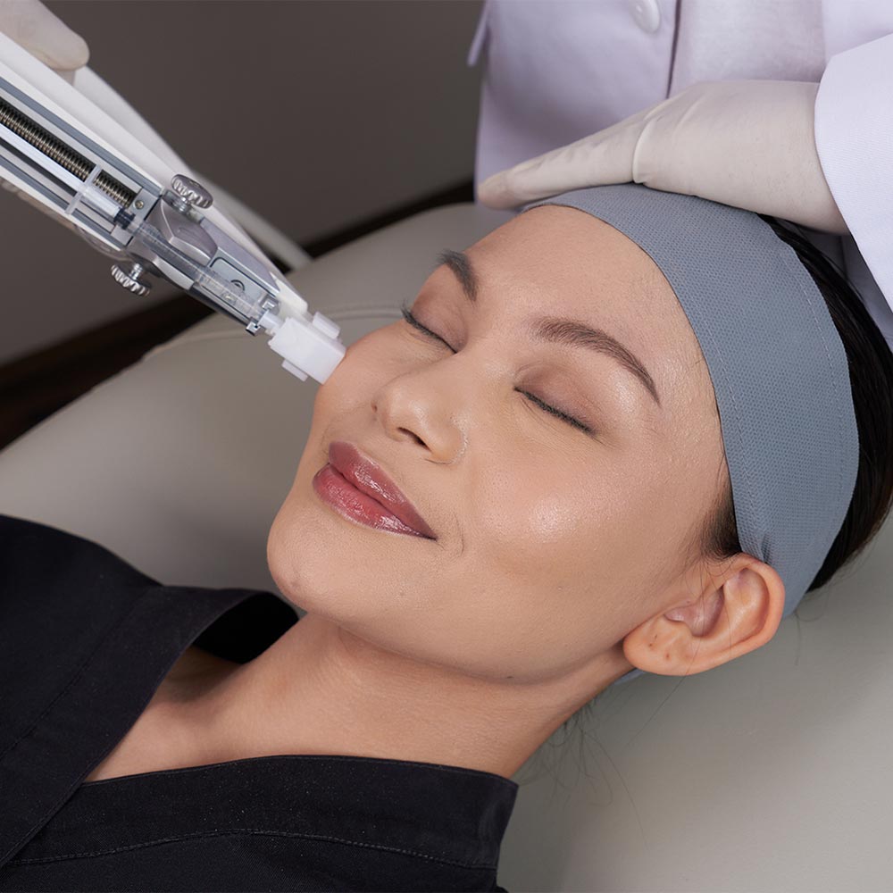 Skin Brightening Booster With Vital Injector for Full Face